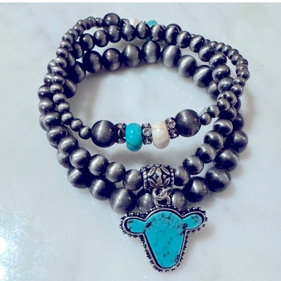 Source Unknown | Jewelry | New Cow Head Navajo Pearl Stack Bracelet Set ...